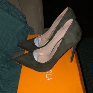 GoJane | Shoes | Olive Green Pumps | Poshmark
